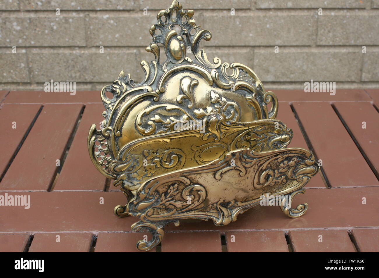 Victorian letter rack hi-res stock photography and images - Alamy