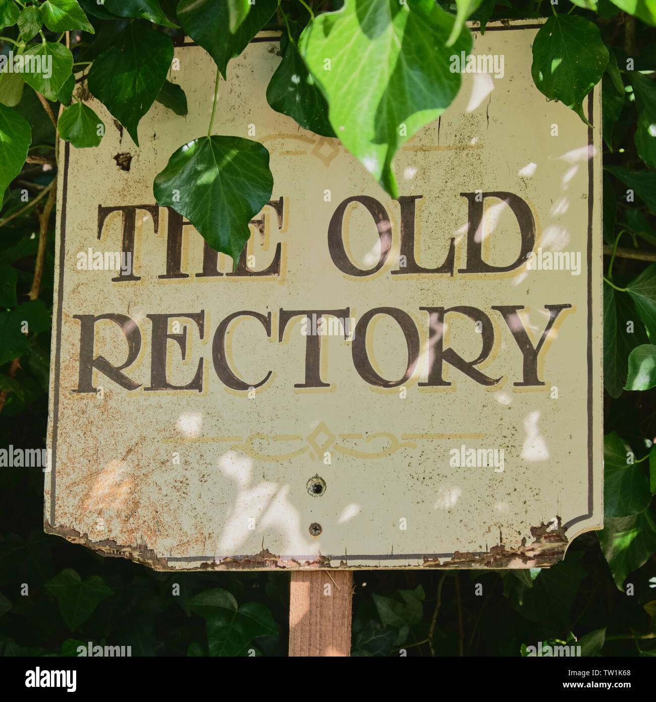Old rectory sign hi-res stock photography and images - Alamy