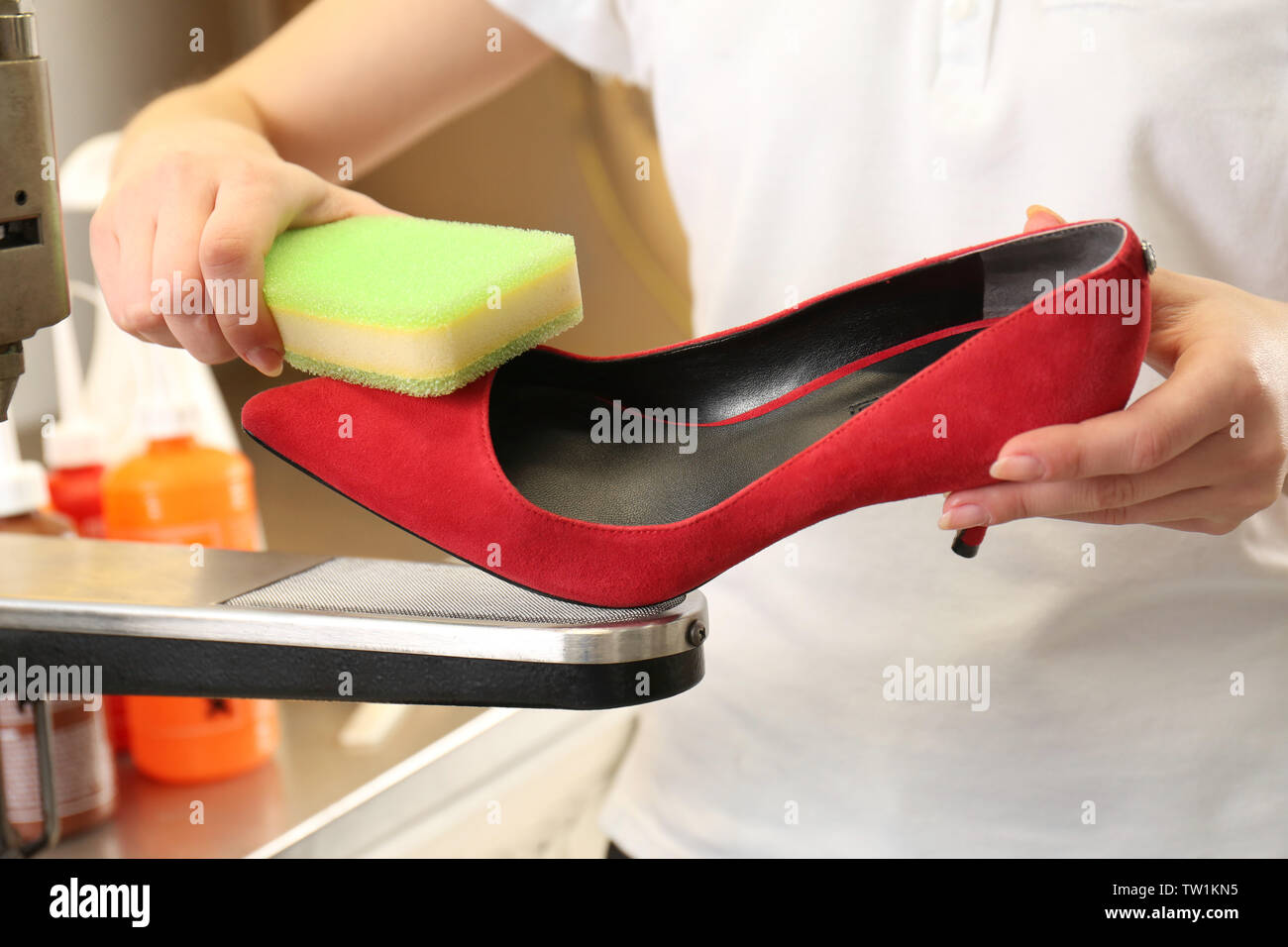 Hand cleaning techniques hi-res stock photography and images - Alamy