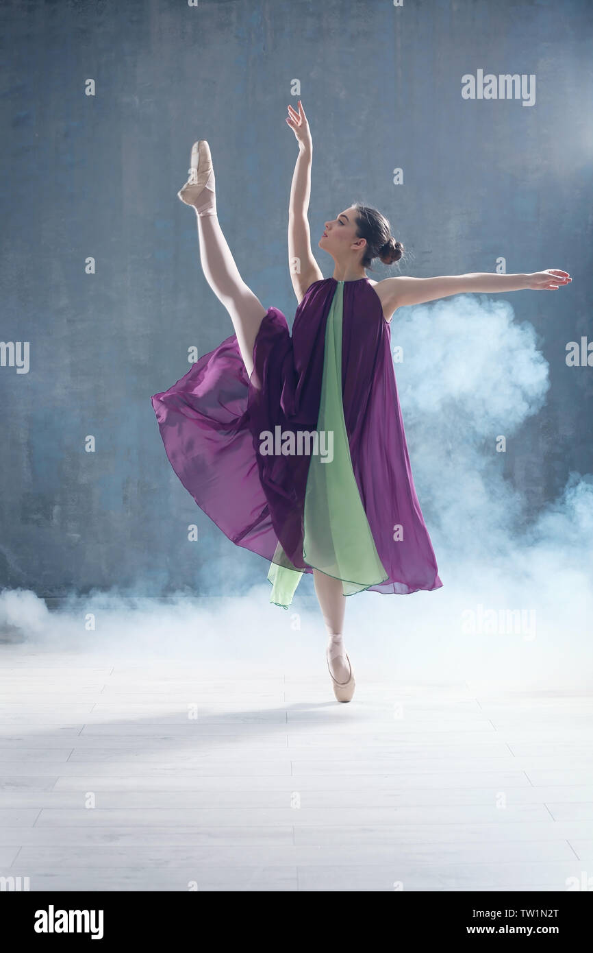 Ballet show smoke hi-res stock photography and images - Alamy