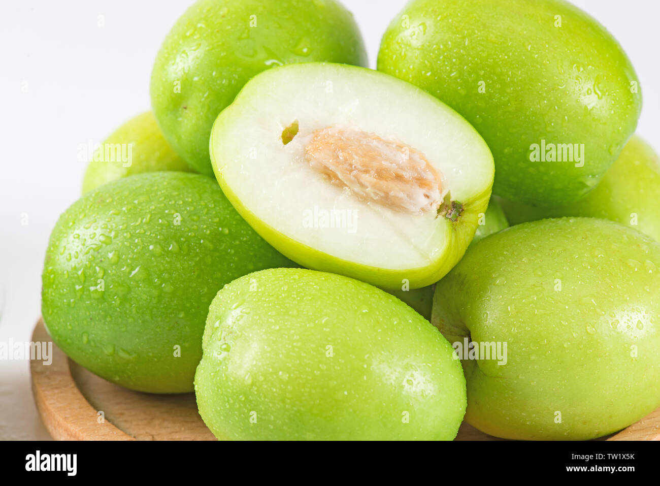 Crispy sweet jujube Stock Photo - Alamy