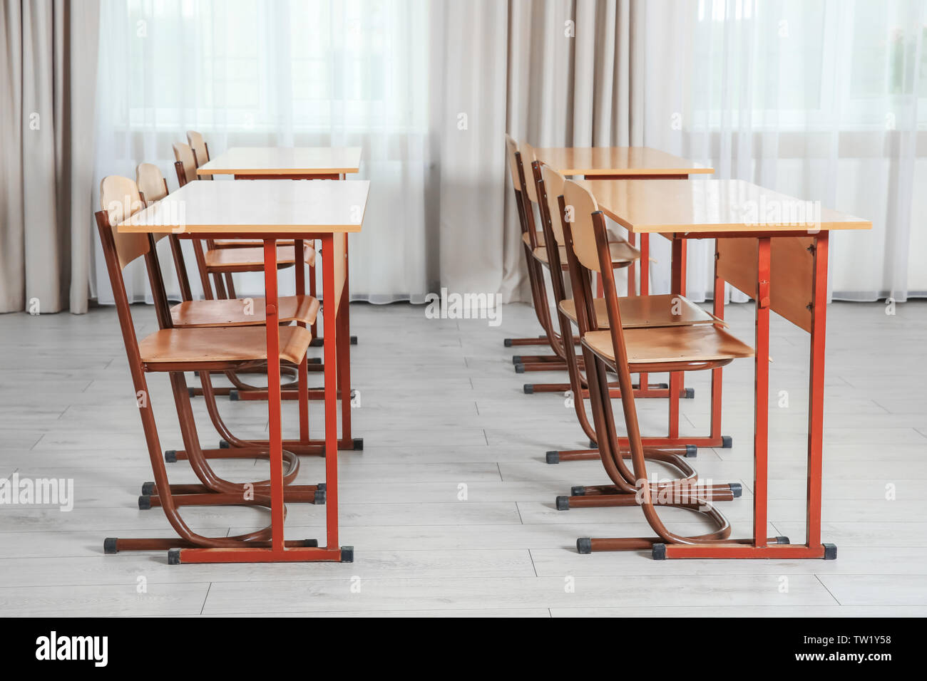 High school students classroom windows hi-res stock photography and ...