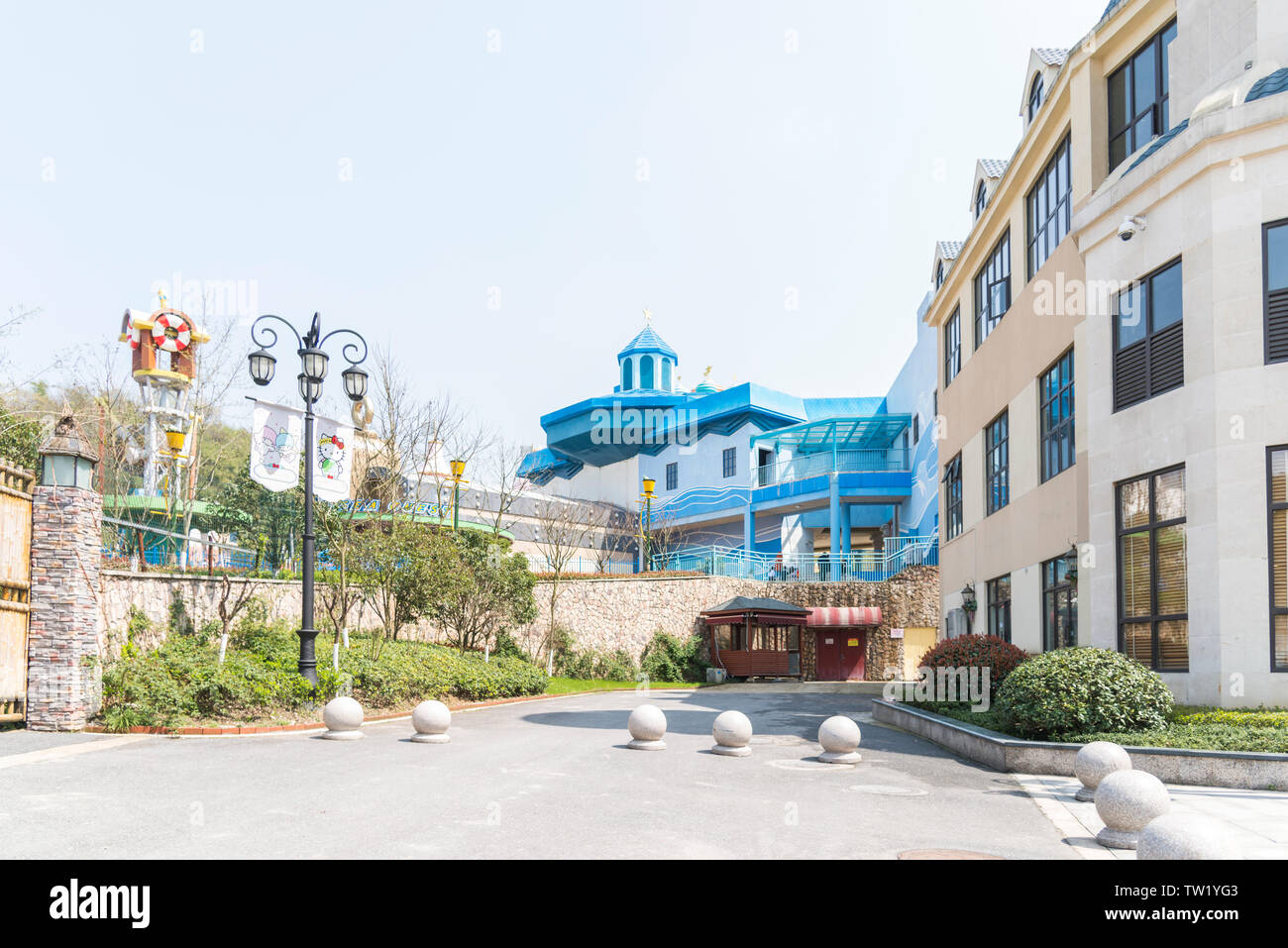 Hello Kitty Park in Hangzhou Stock Photo - Alamy