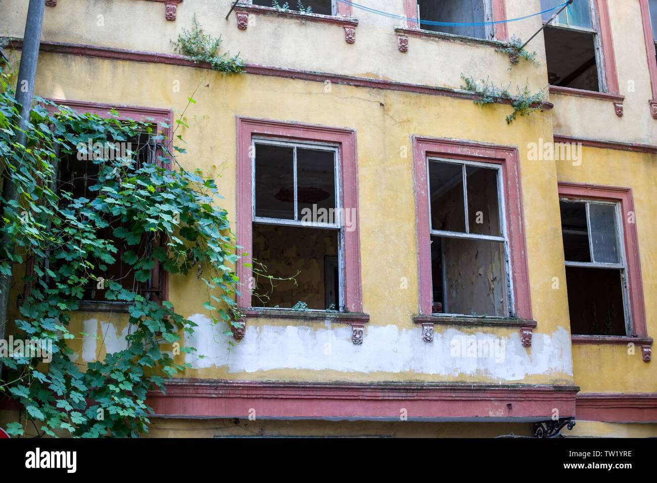 old abandoned house in Istanbul with broken windows. Empty house in ...
