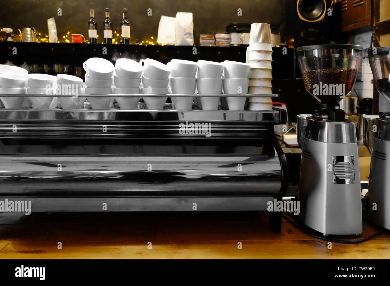 Clean cups hi-res stock photography and images - Alamy