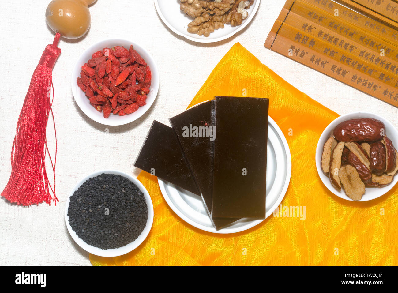 Gao Gu Yuan ointment raw materials, traditional blood replenishment ...