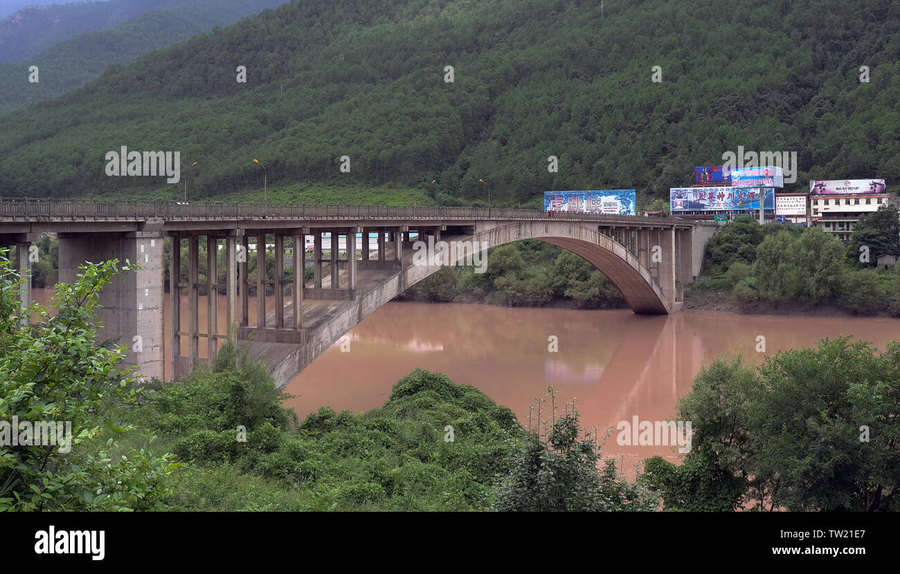 The scenery of the Jinsha River Stock Photo - Alamy