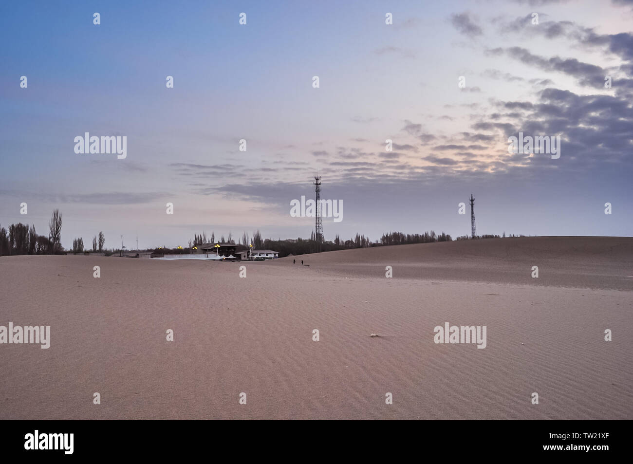 Desert Scenery of Mingsha Mountain, Dunhuang, Gansu Province Stock ...