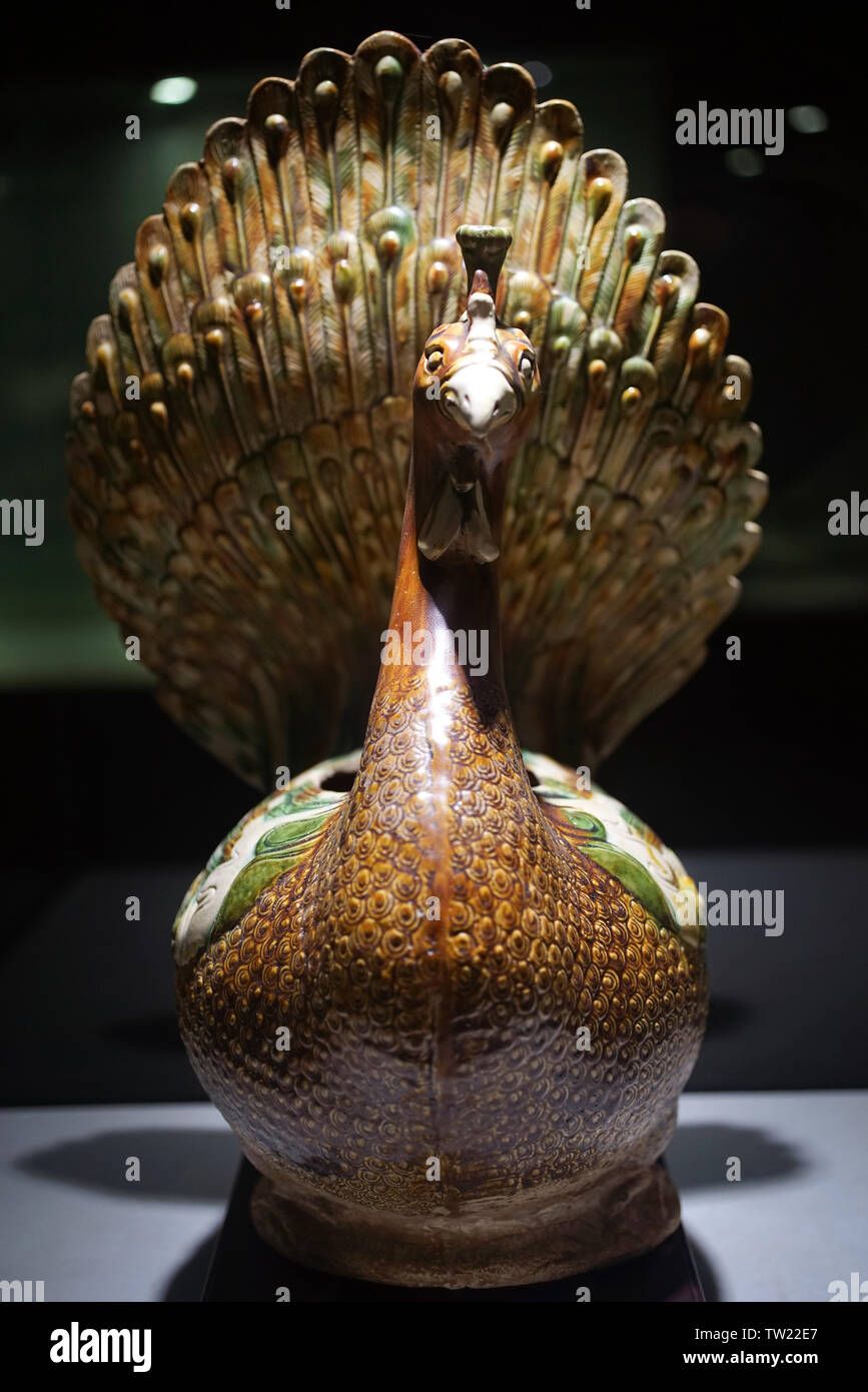 Tang three-color statue Stock Photo - Alamy