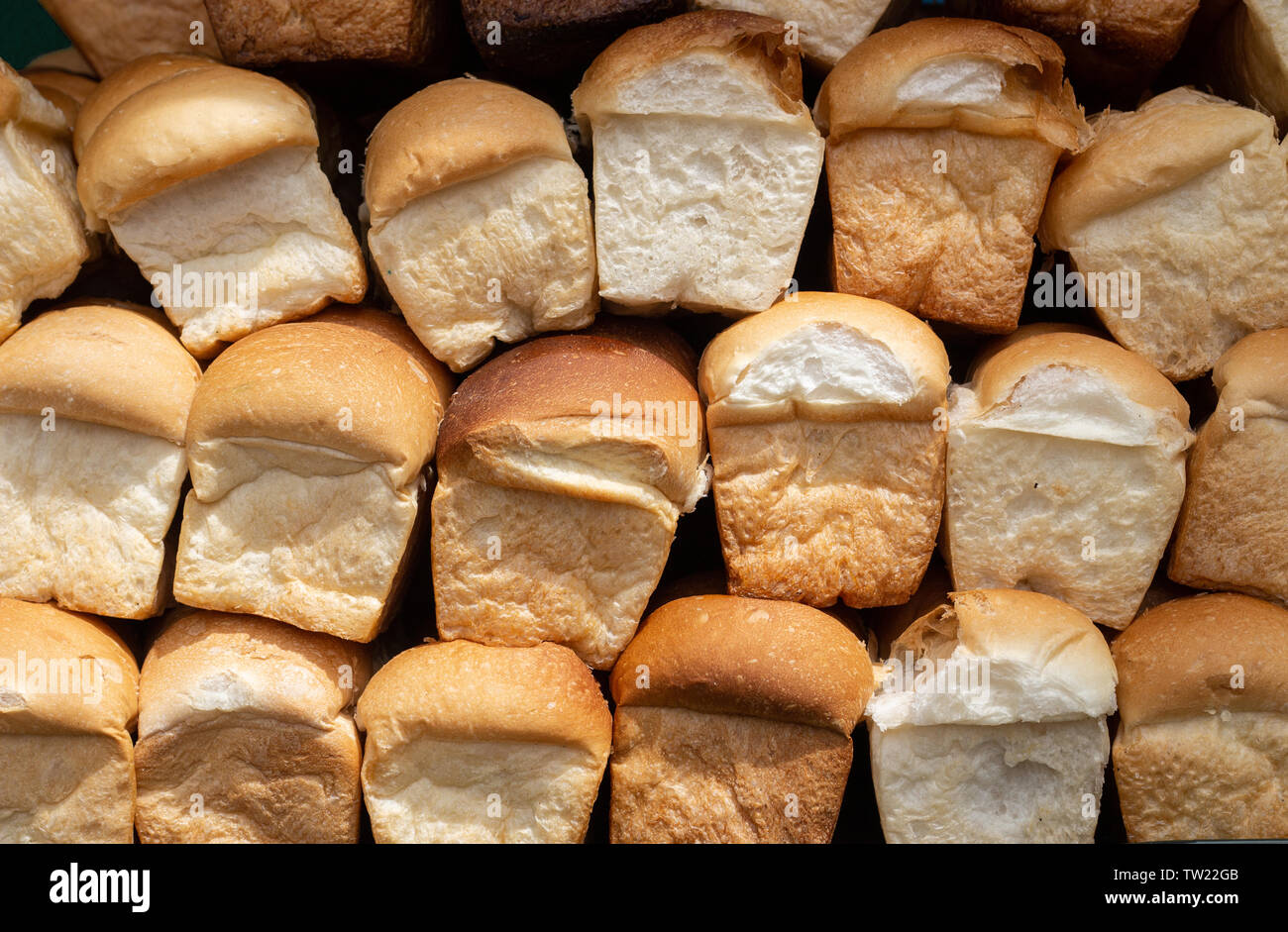 Daily fresh bread hi-res stock photography and images - Alamy