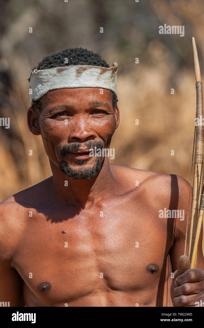 Khoisan hut hi-res stock photography and images - Alamy