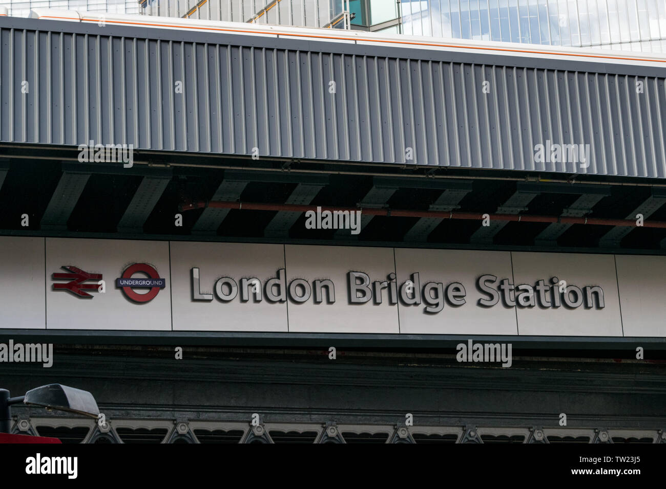 New london underground station train hi-res stock photography and ...