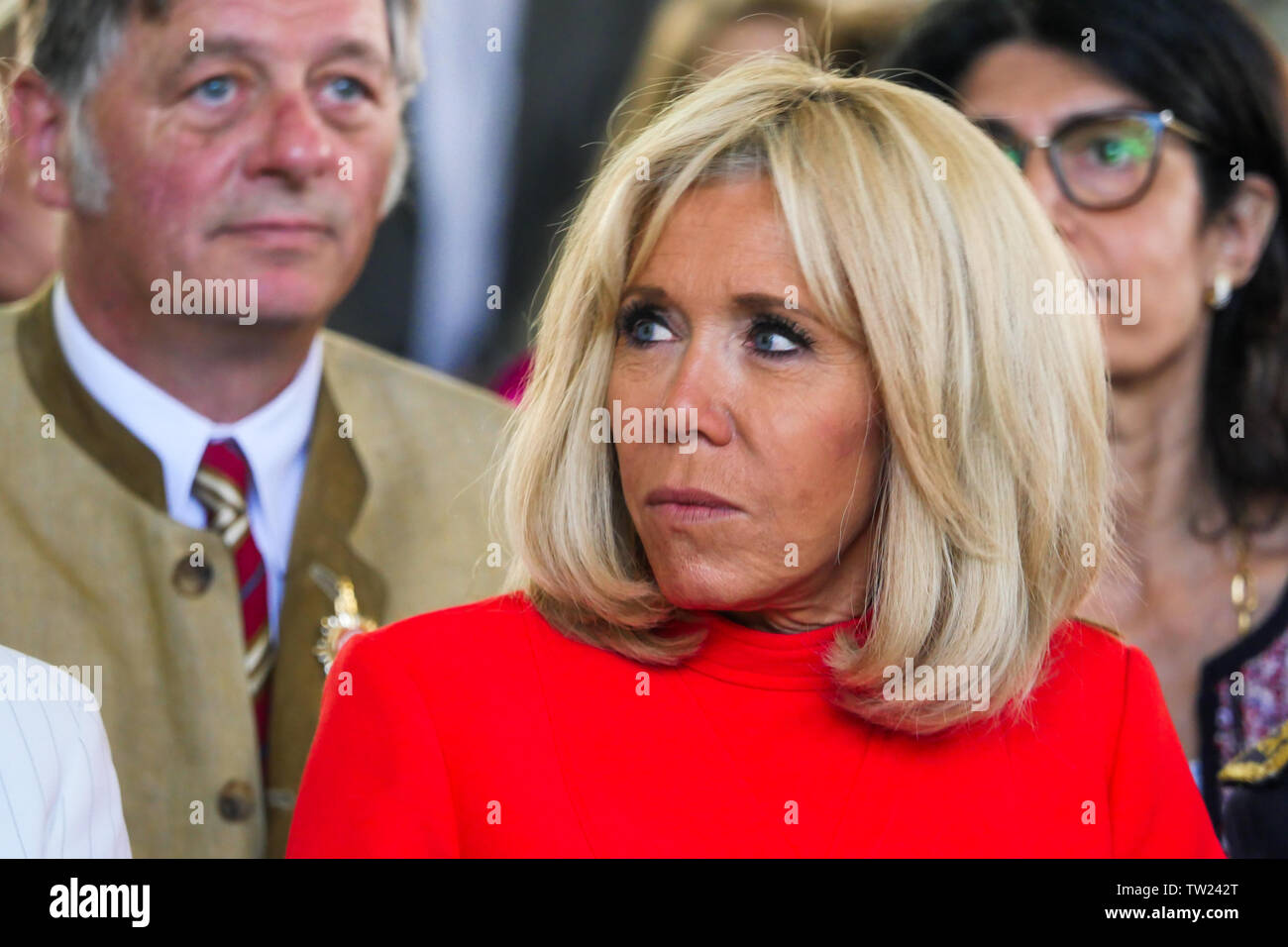 Center for disbaled family hi-res stock photography and images - Alamy