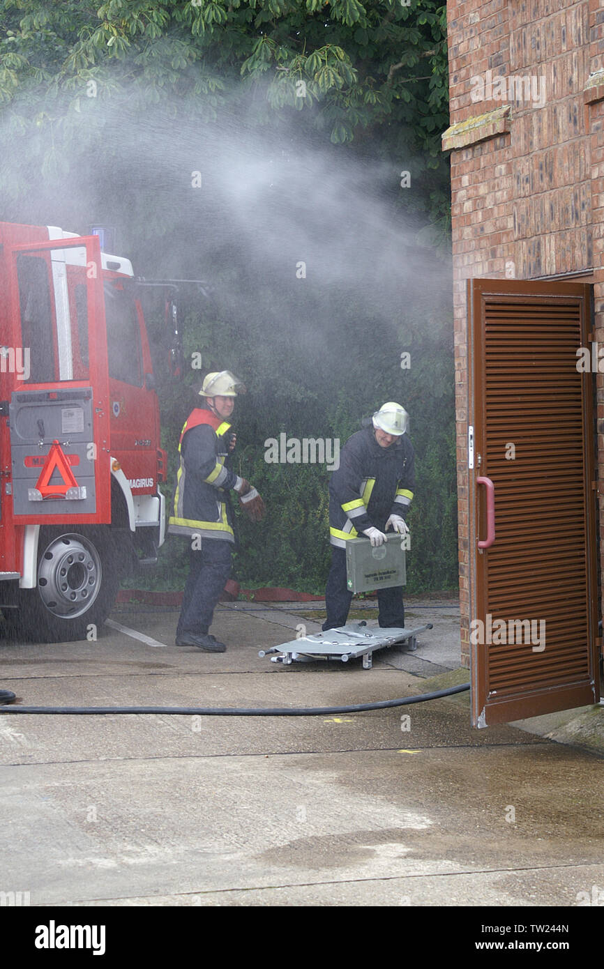 Chemical tank fire fighters hi-res stock photography and images - Alamy