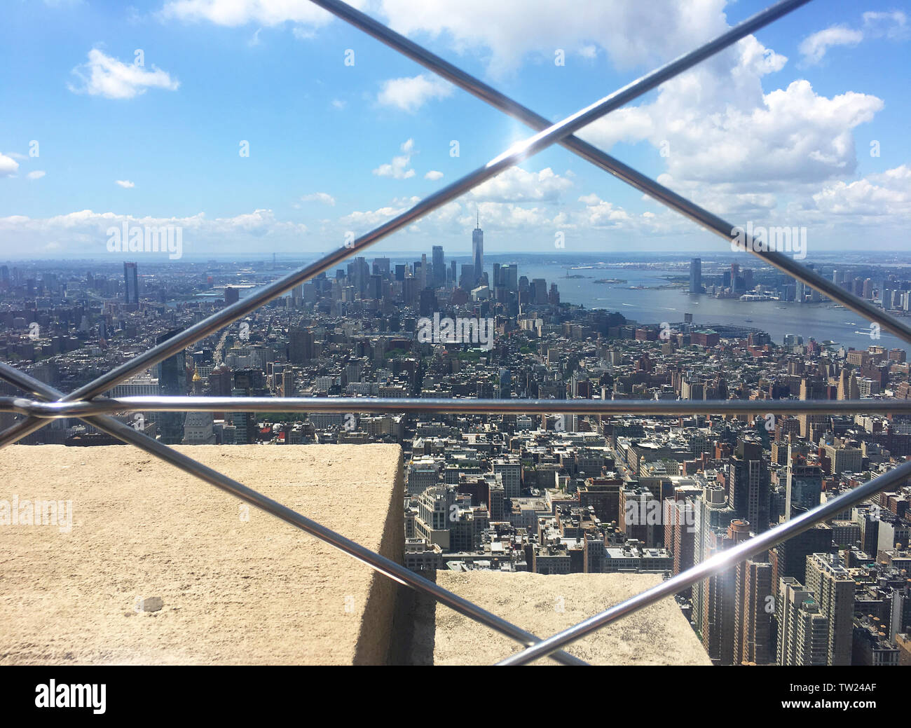 Epic view from the Empire State Buidling of Manhattan and the OWO, New ...
