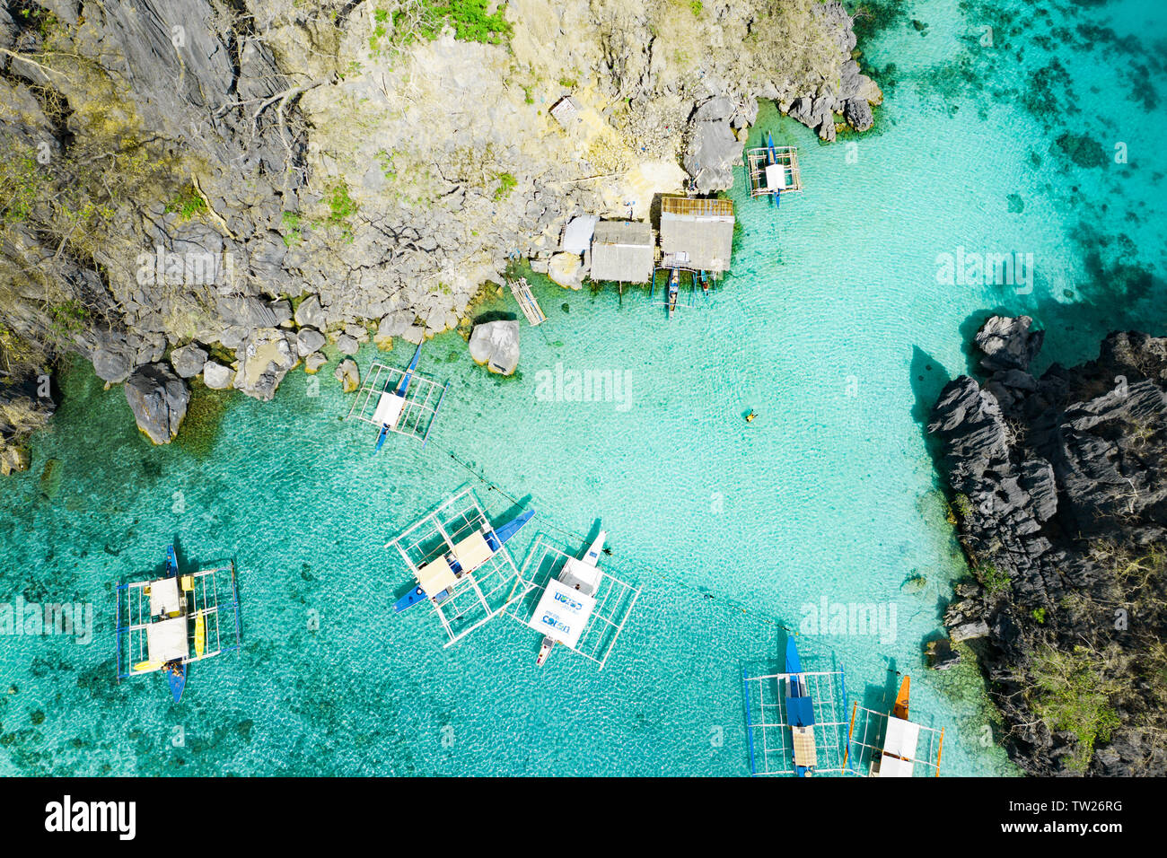 Aerial view of beautiful lagoons and limestone cliffs of Coron, Palawan ...