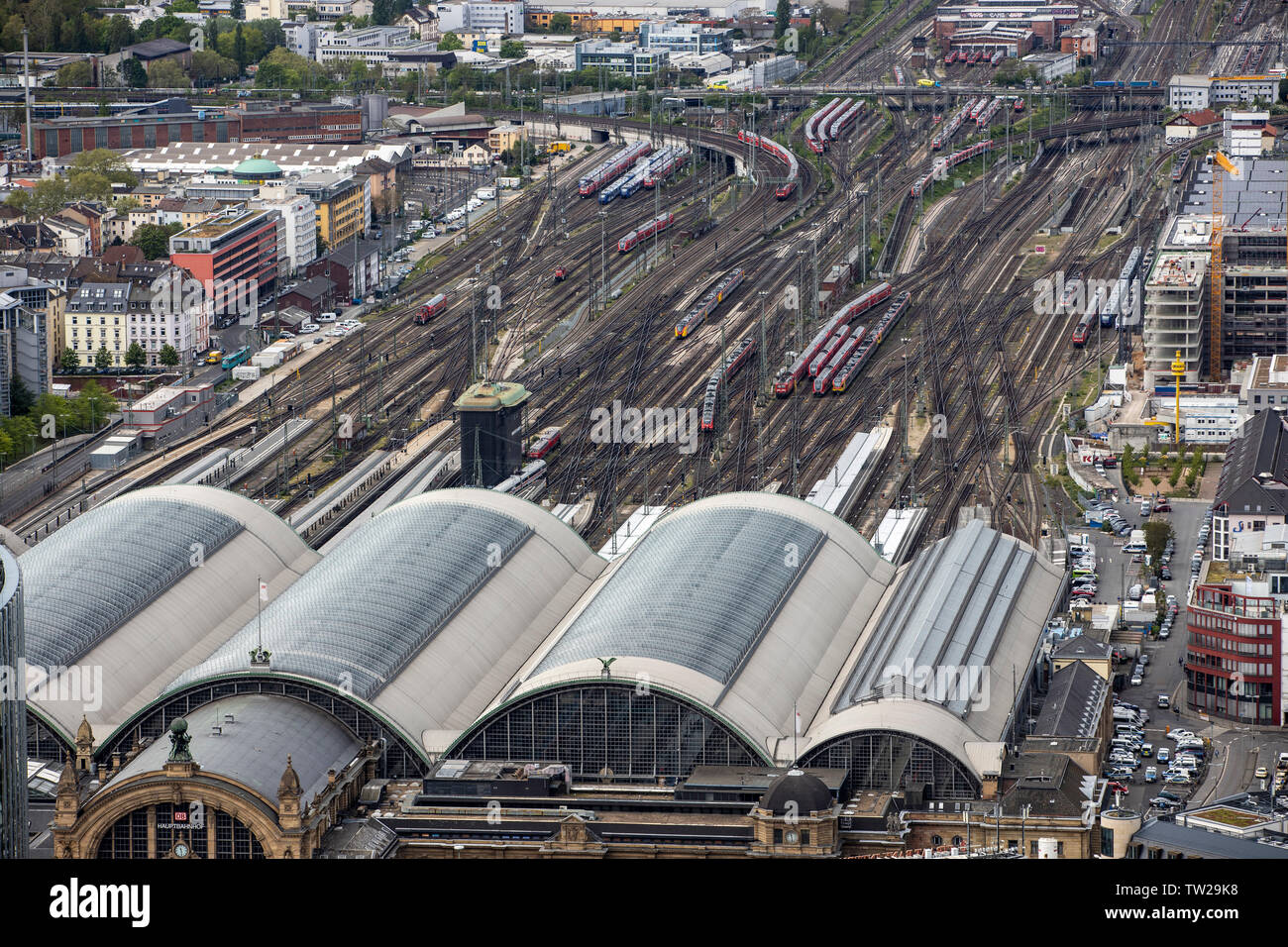 Main station of Frankfurt am Main, track system, terminus station ...