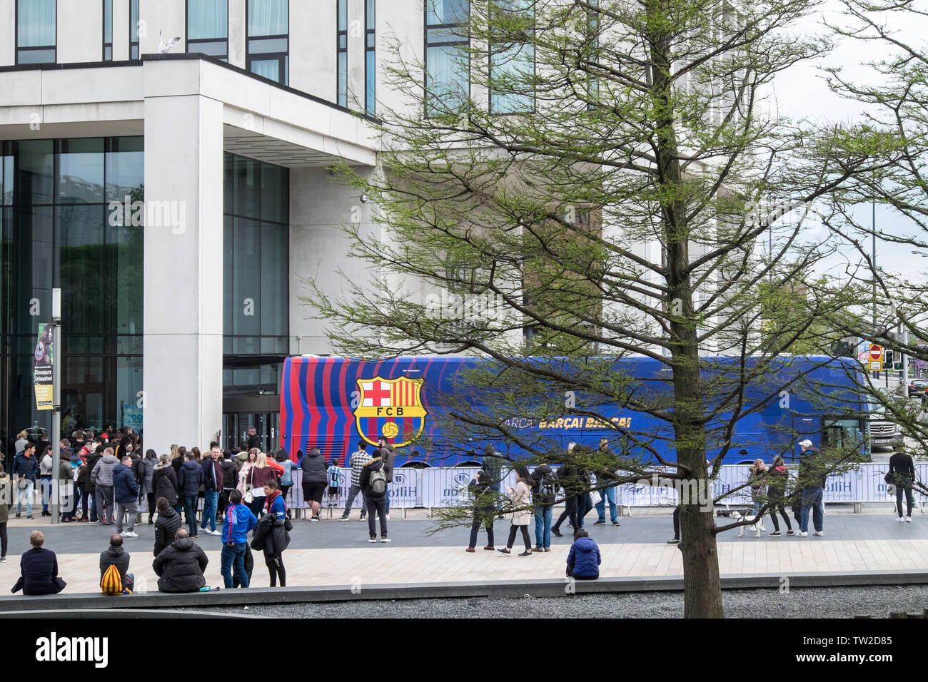 Football team bus hi-res stock photography and images - Alamy