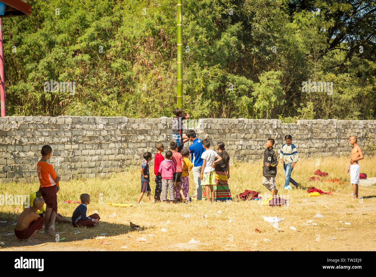 Games in myanmar hi-res stock photography and images - Alamy