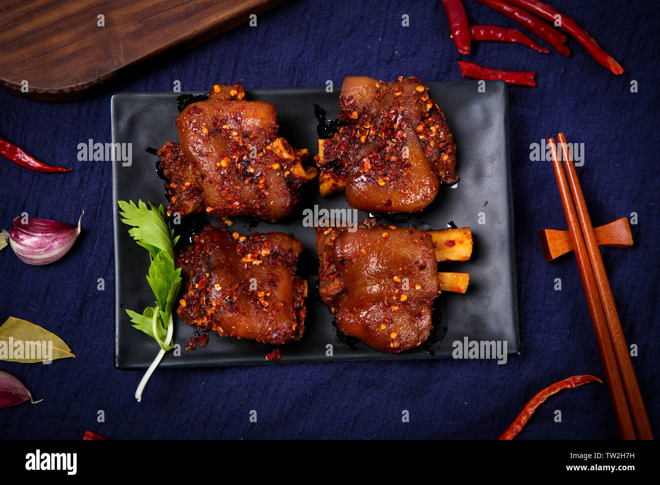 Halogen pigs hand hi-res stock photography and images - Alamy