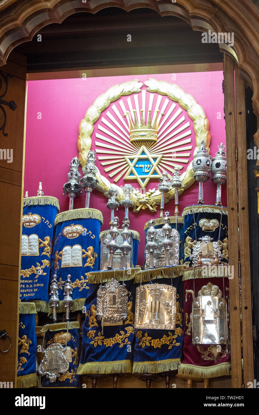 Liverpool Synagogue High Resolution Stock Photography and Images - Alamy