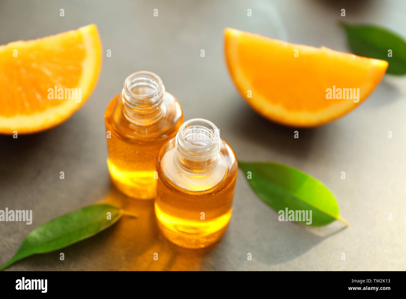 Two perfume bottles hi-res stock photography and images - Alamy