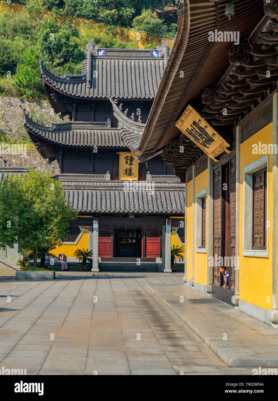 Ah Yuwang Ancient Temple Stock Photo - Alamy