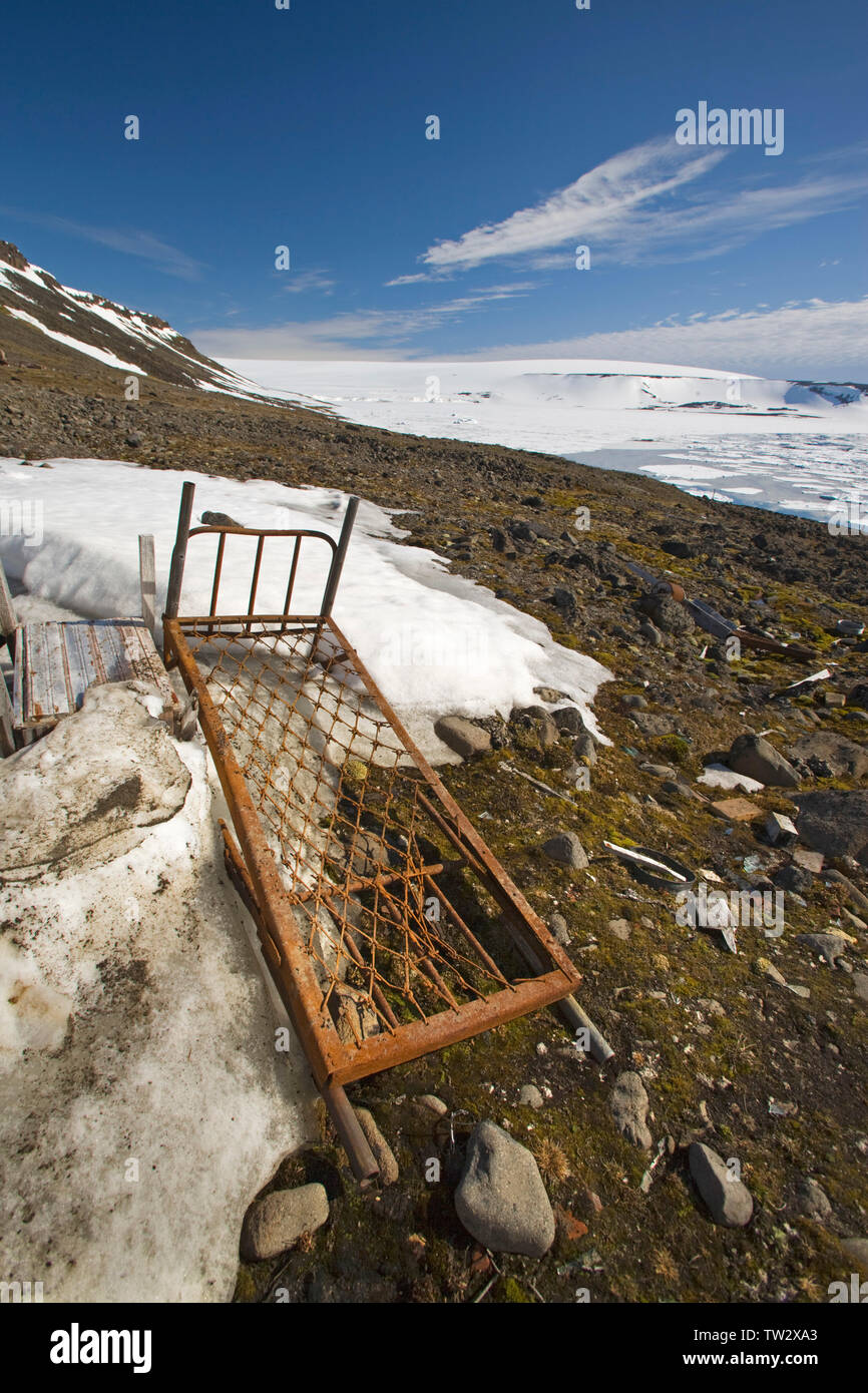Old bed at Sedova Station, Hooker Island, Franz Josef Land. Abandoned ...