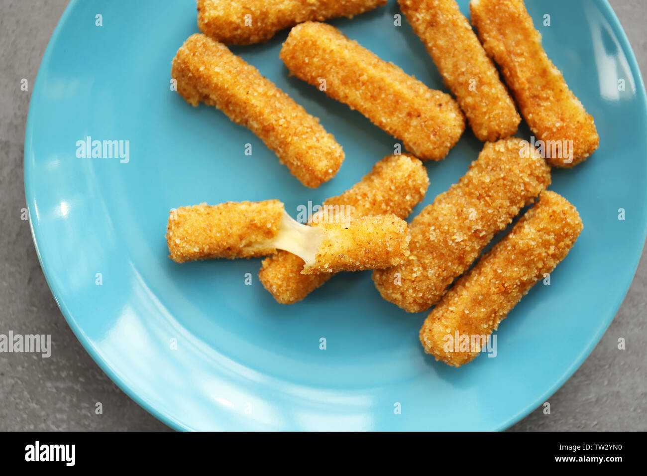 Stretchy cheese hi-res stock photography and images - Alamy