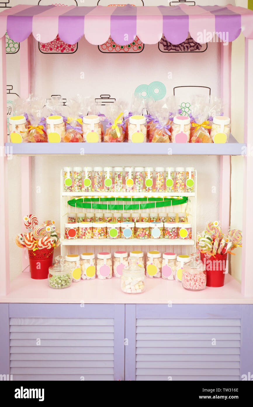 Colorful lollipops counter hi-res stock photography and images - Alamy