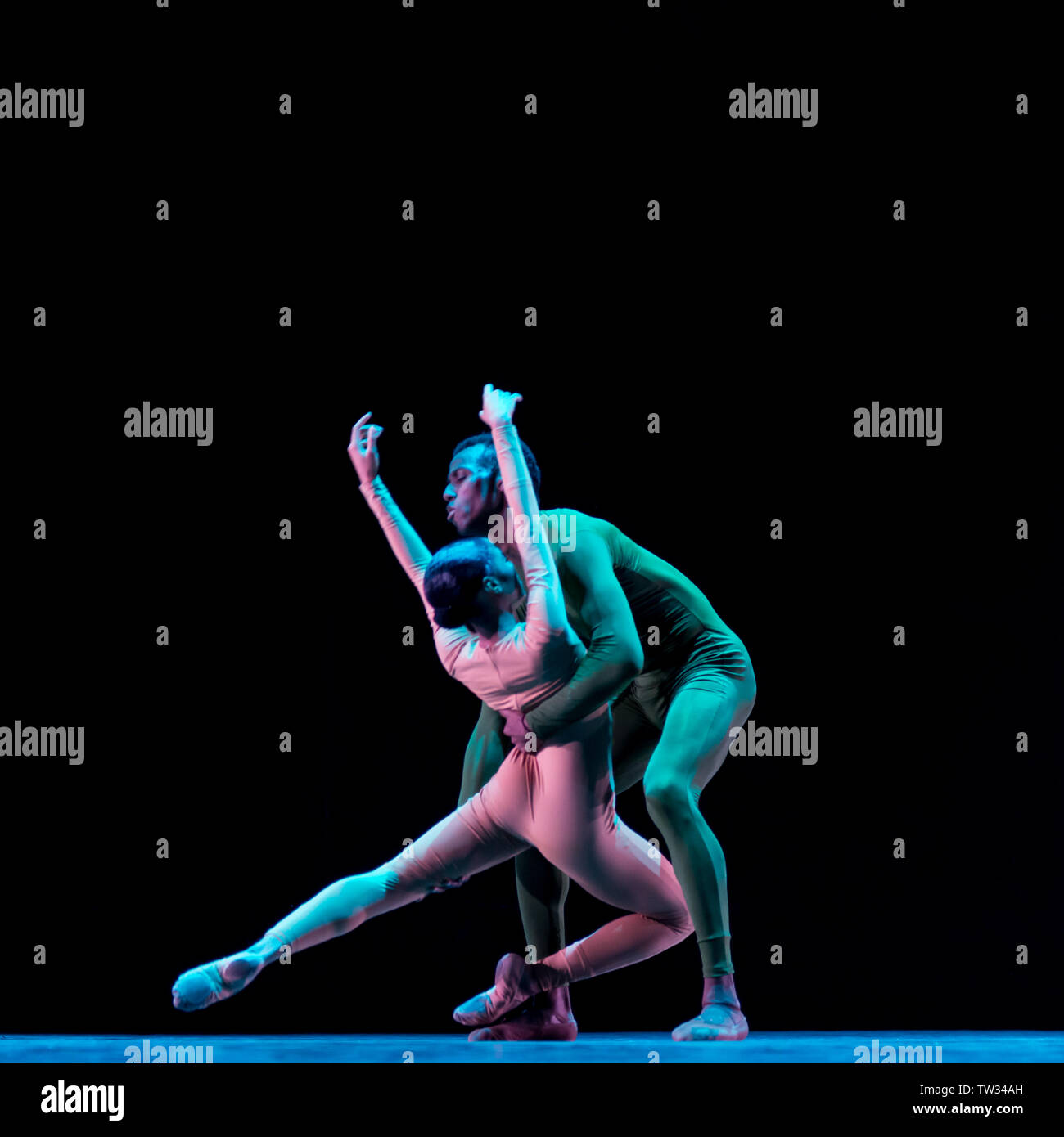 Human concerts hi-res stock photography and images - Alamy