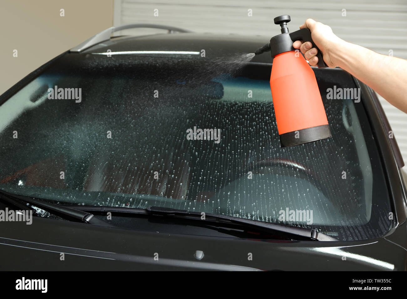 Soapy windshield hi-res stock photography and images - Alamy