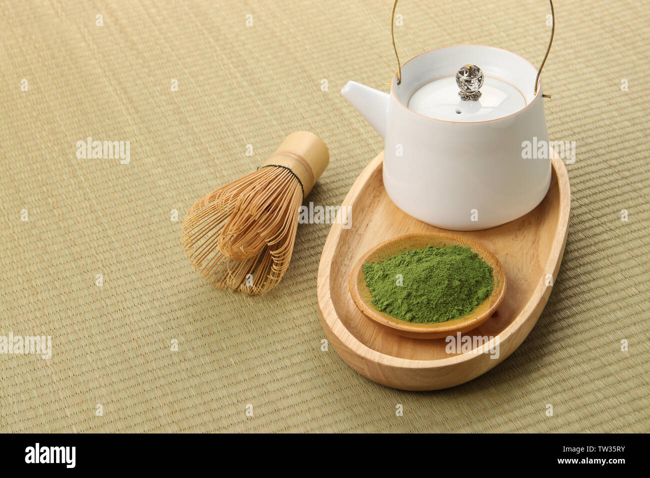 Matcha and tea sets Stock Photo - Alamy