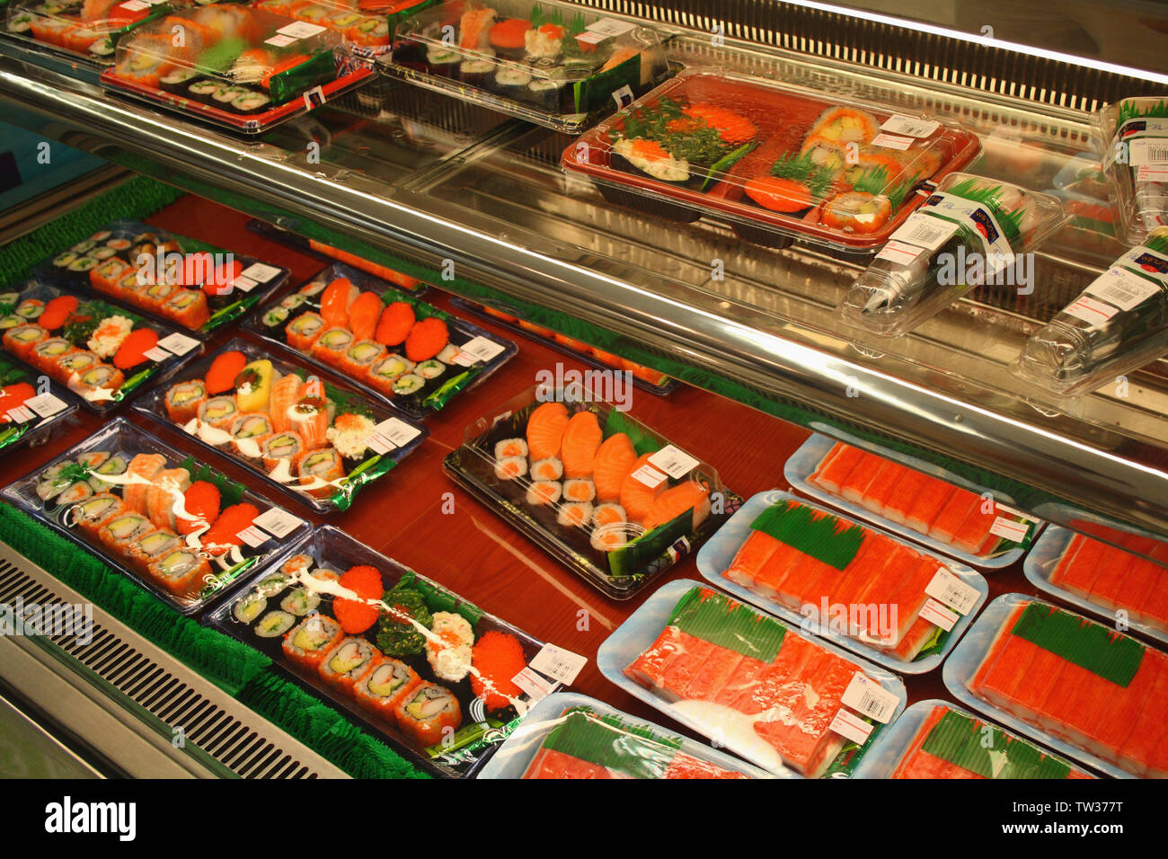 Cabinet displays hi-res stock photography and images - Alamy