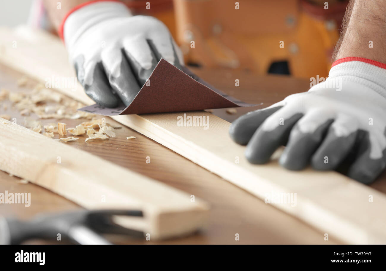Sanding plank hi-res stock photography and images - Alamy