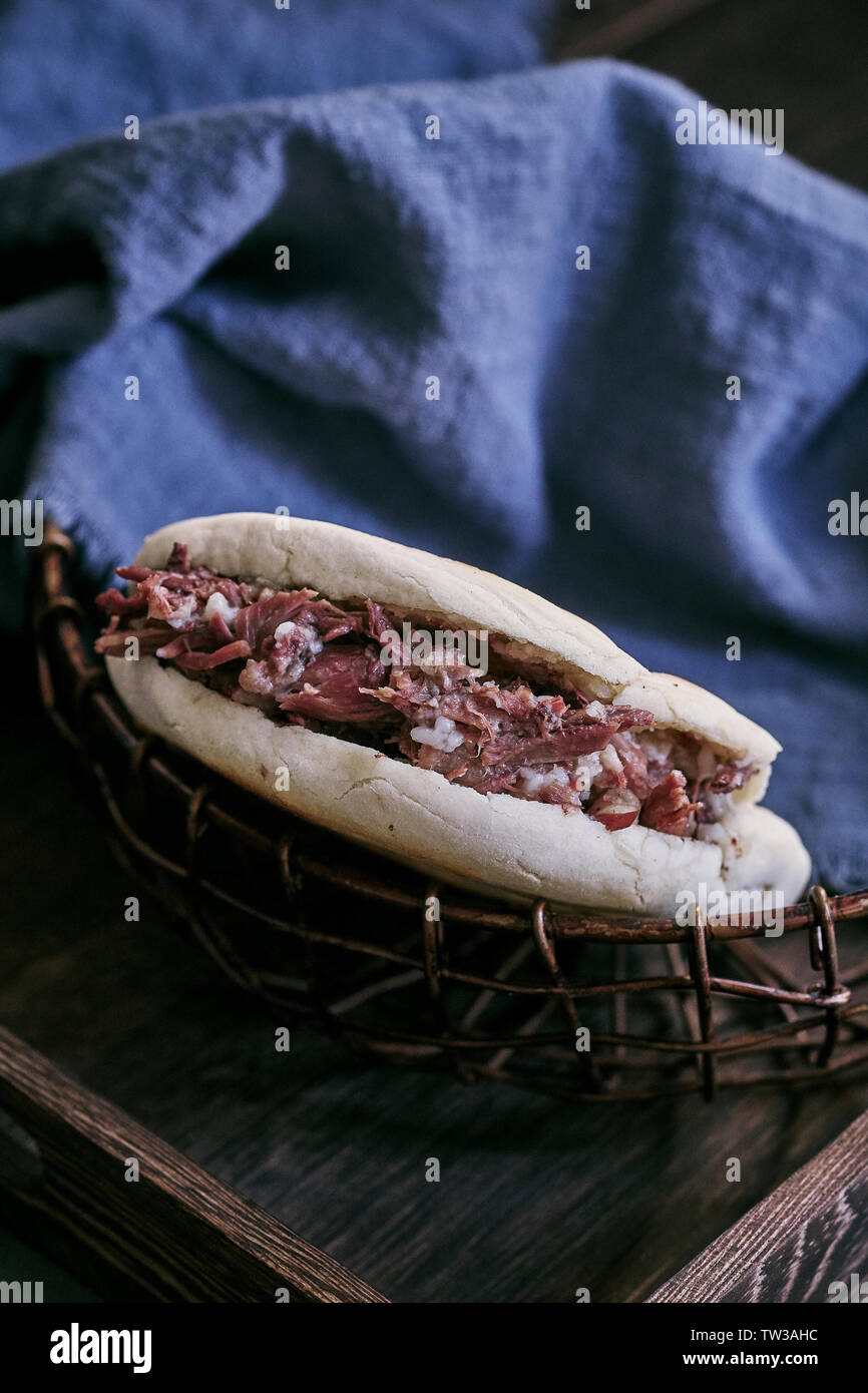 Meat beef sandwiched bun hi-res stock photography and images - Alamy