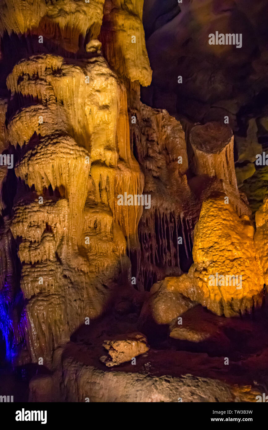 Stalk milk stalagmites rock karst caves hi-res stock photography and ...