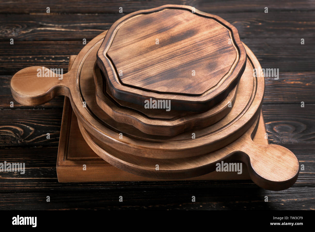 Pizza serving server table hi-res stock photography and images - Alamy