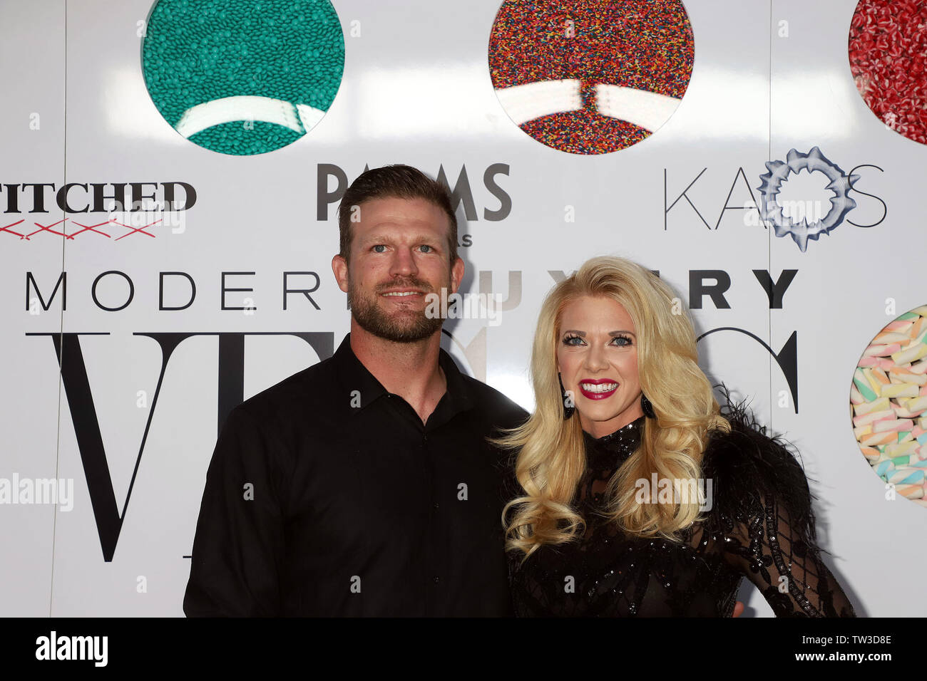 Vegas Magazine 16th Anniversary Party KAOS Nightclub Palms Resort ...