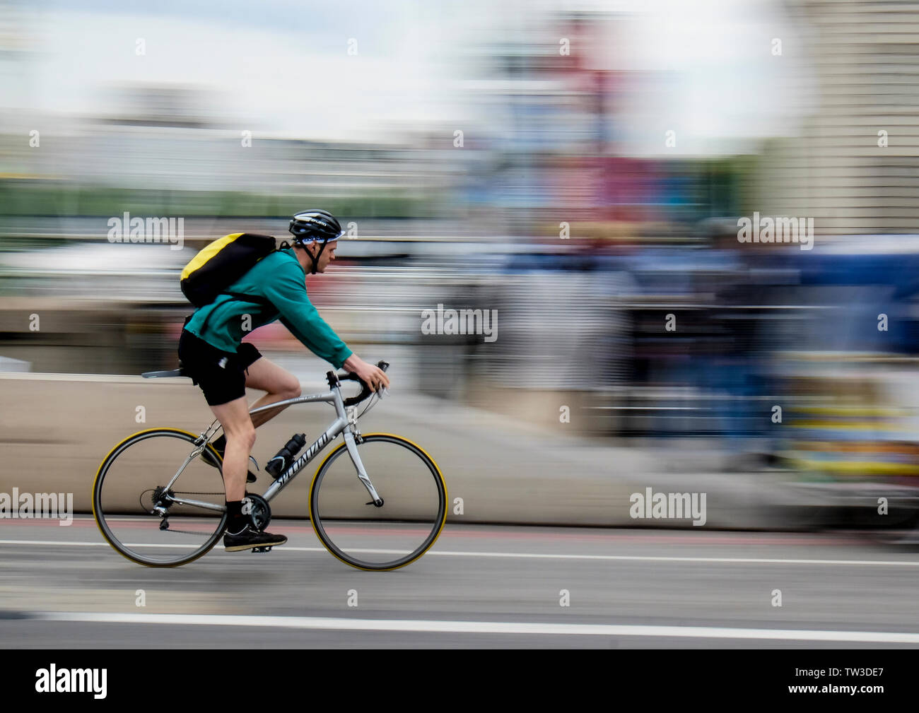 London motion blur hi-res stock photography and images - Alamy
