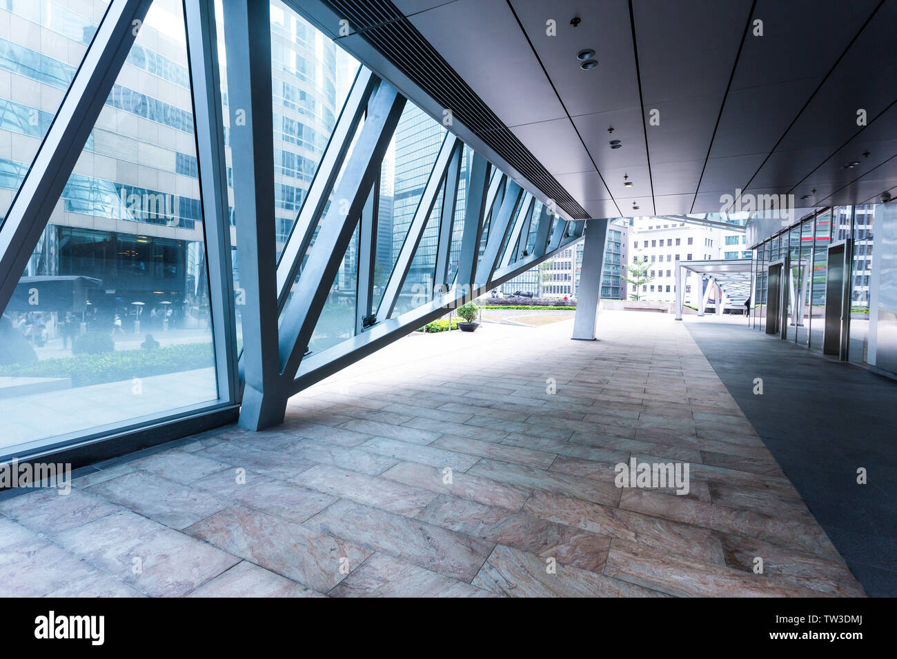 Street building building inside the subway hi-res stock photography and ...