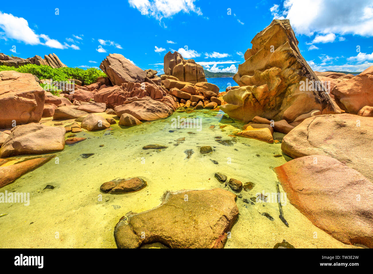 La Digue, Seychelles, natural pool. Scenic view of clear and calm ...