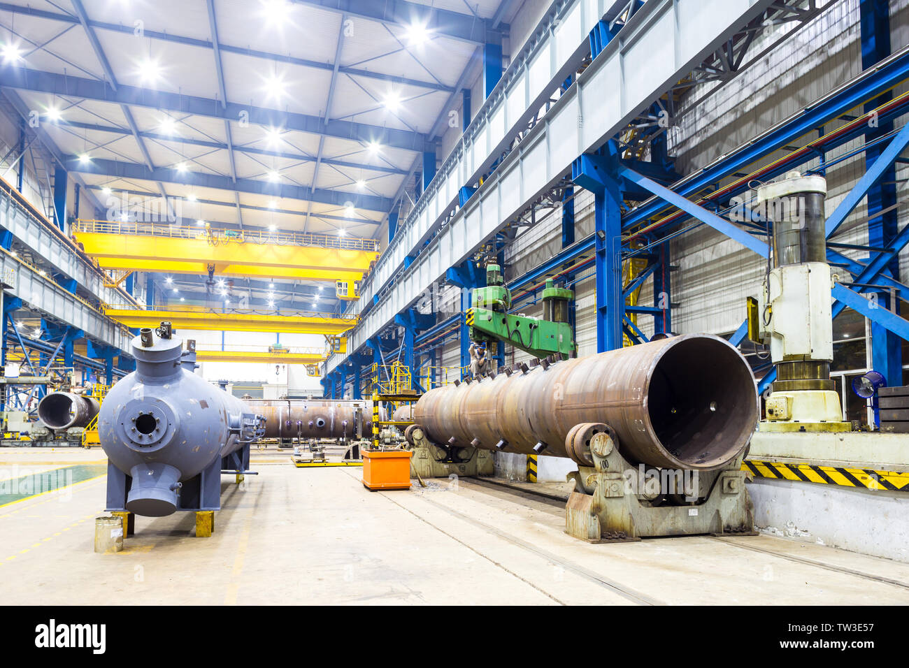 Interior of factory workshop Stock Photo - Alamy
