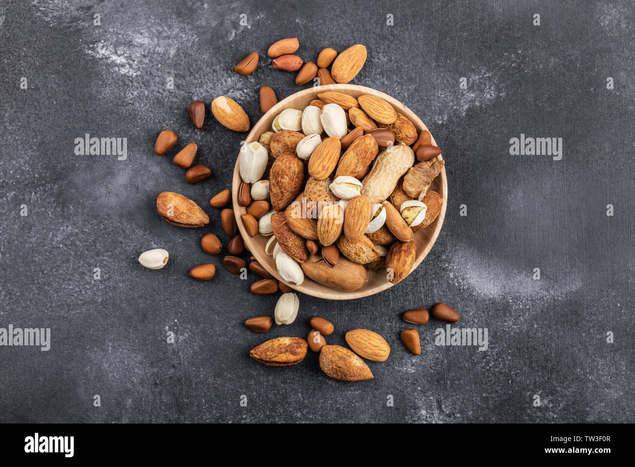 Blue root nuts hi-res stock photography and images - Alamy