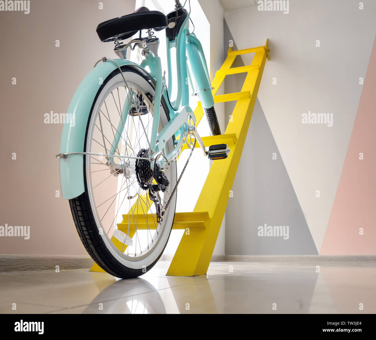 Two wheeled bicycle hi-res stock photography and images - Alamy
