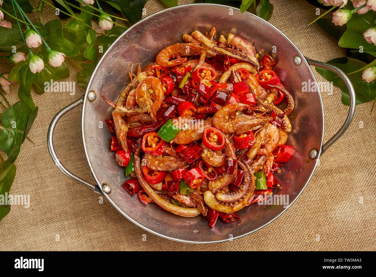 Dry pot octopus hi-res stock photography and images - Alamy