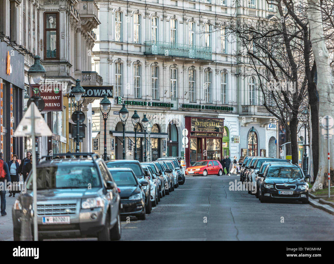 Viena skyline hi-res stock photography and images - Alamy
