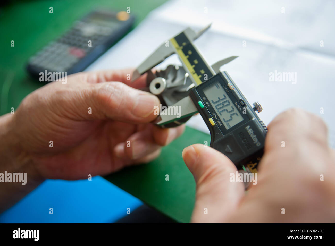 Digital card ruler measurement hi-res stock photography and images - Alamy
