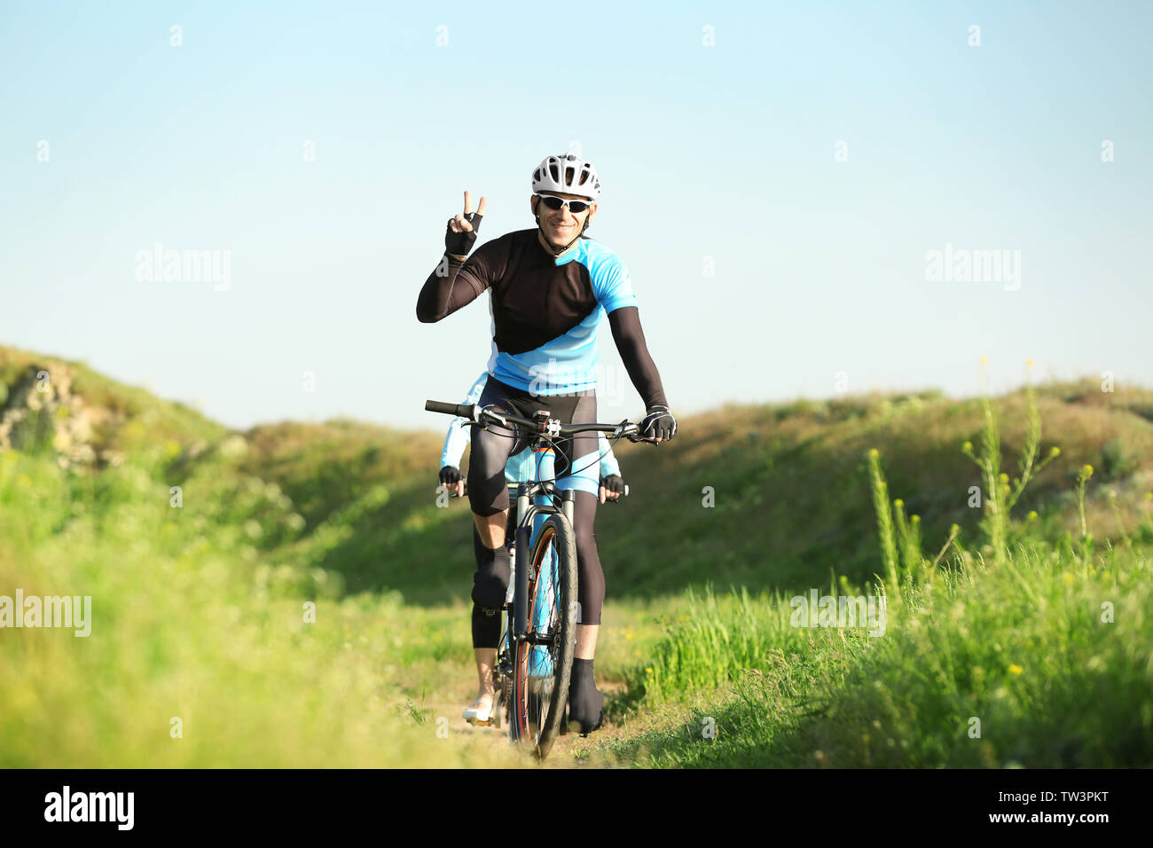 Hand cyclists hi-res stock photography and images - Alamy