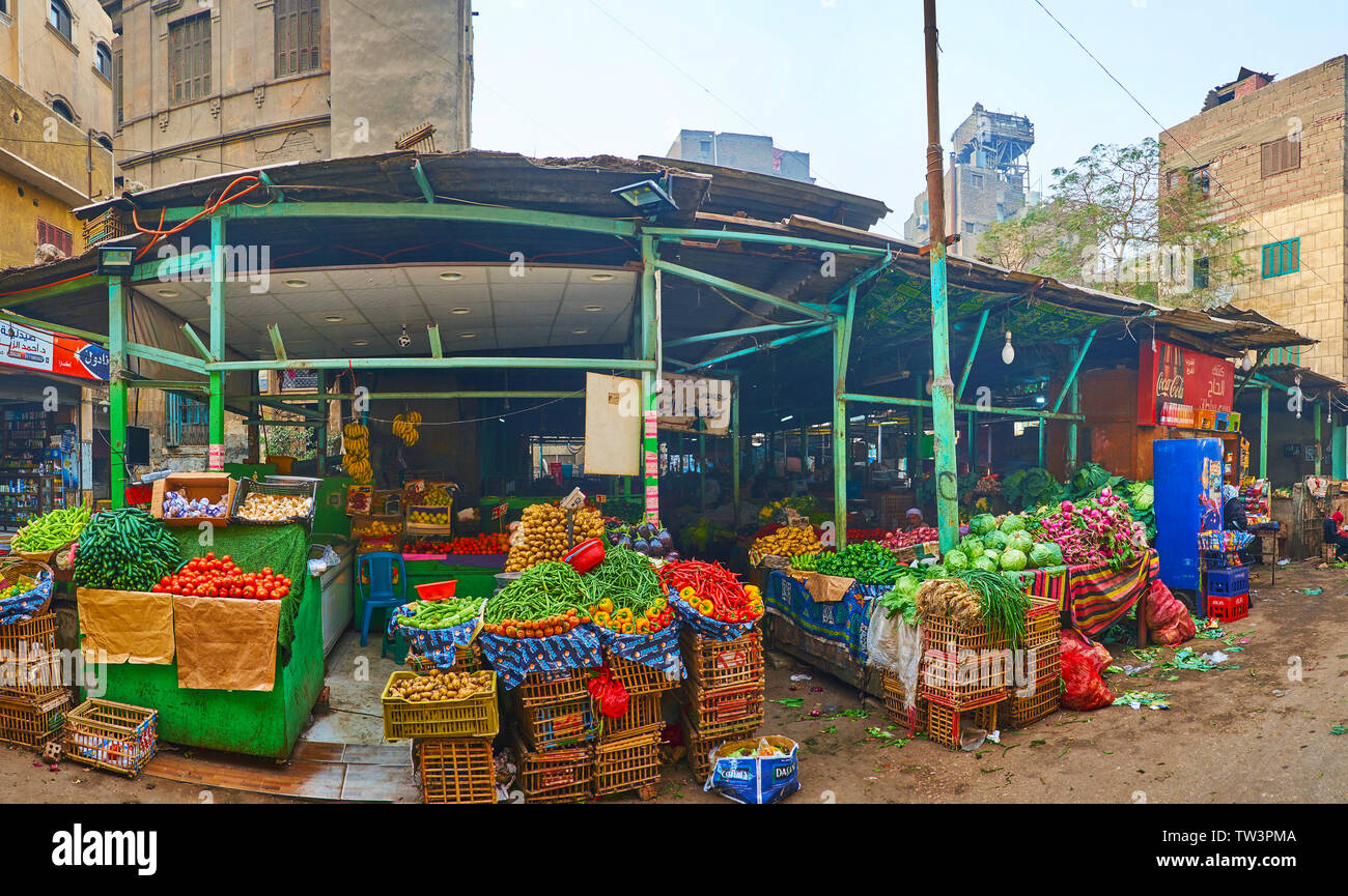 CAIRO, EGYPT - DECEMBER 22, 2017: Panorama of grocery market with heaps ...